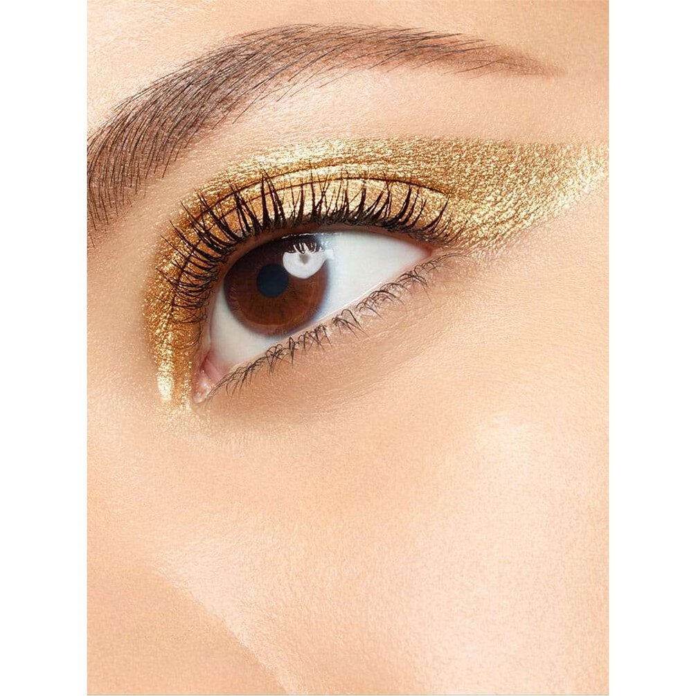 Dress your bold gaze with YSL Beauty's daring eye shadow collection