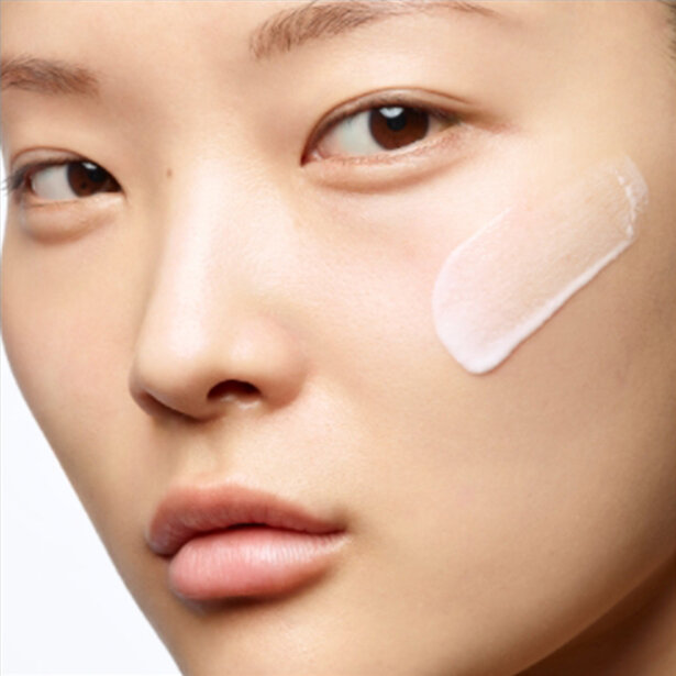 DISCOVER FACE SERUM BY YSL BEAUTY